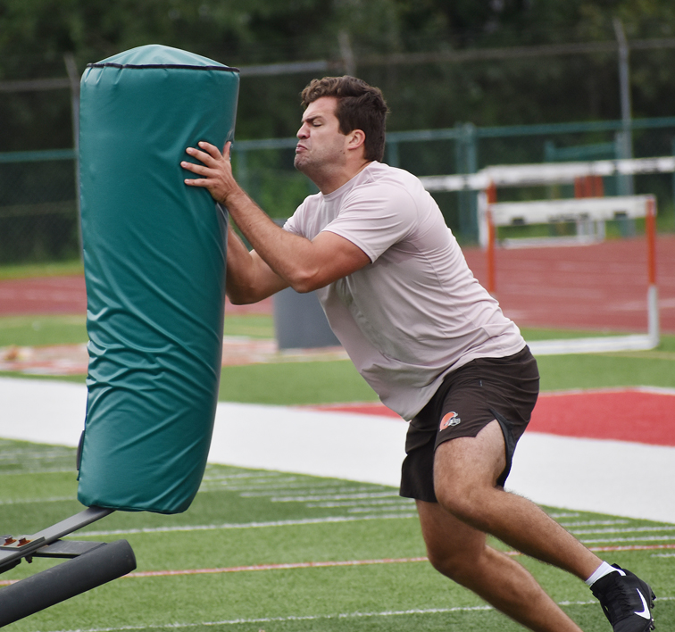 Carlson preparing for third season with Browns | News, Sports, Jobs ...